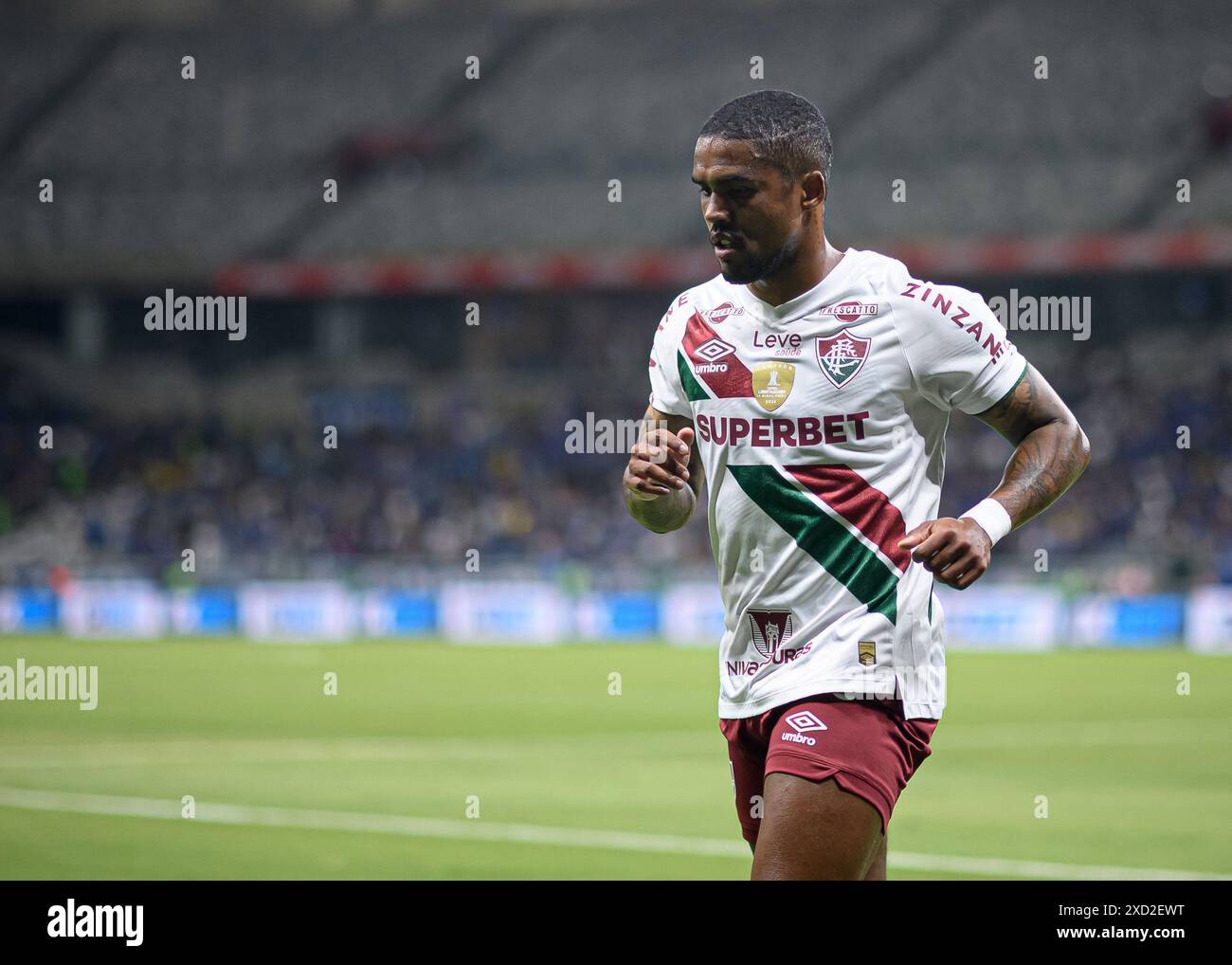 Douglas costa fluminense 2024 hi-res stock photography and images - Alamy