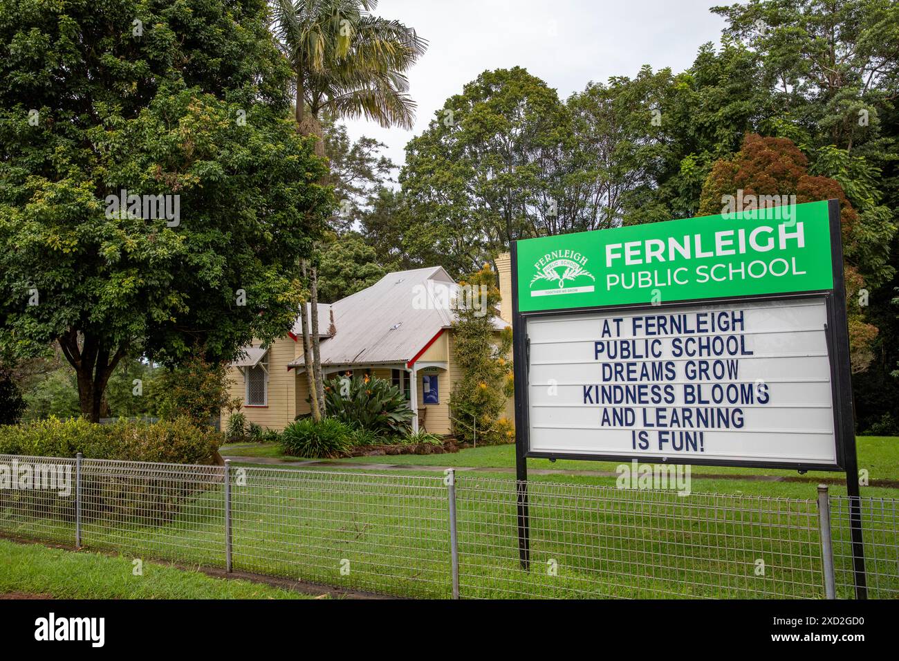 Australian primary school, Fernleigh public school in a small locality ...