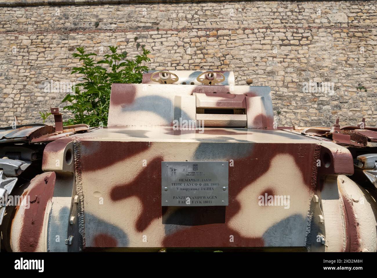 1f hi-res stock photography and images - Alamy