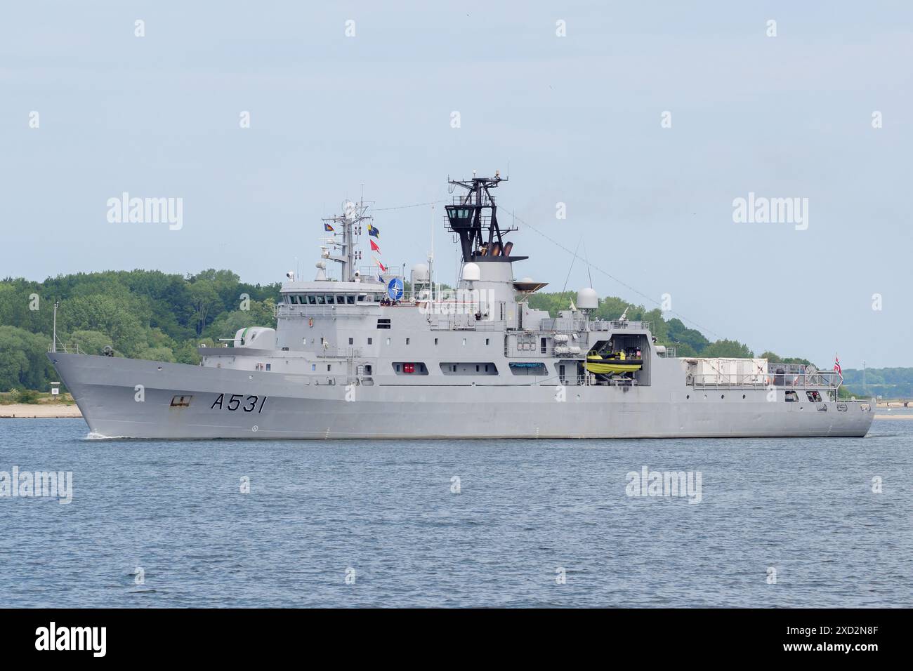 Nato ship hi-res stock photography and images - Alamy