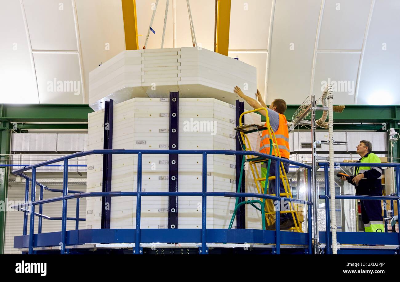 Particle physics and cosmology hi-res stock photography and images - Alamy