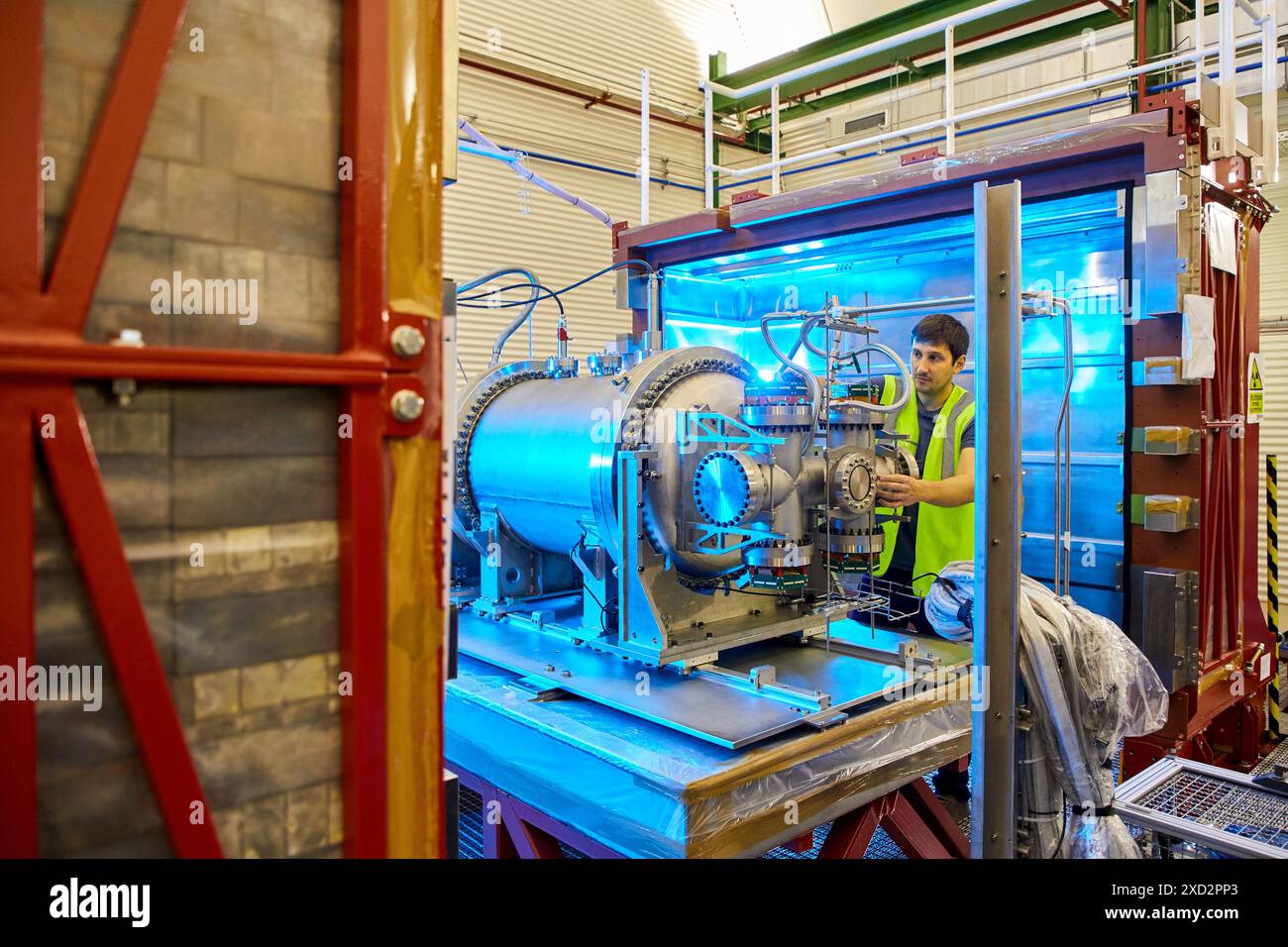 NEXT (Neutrino Experiment with a Xenon TPC) is a neutrinoless double ...