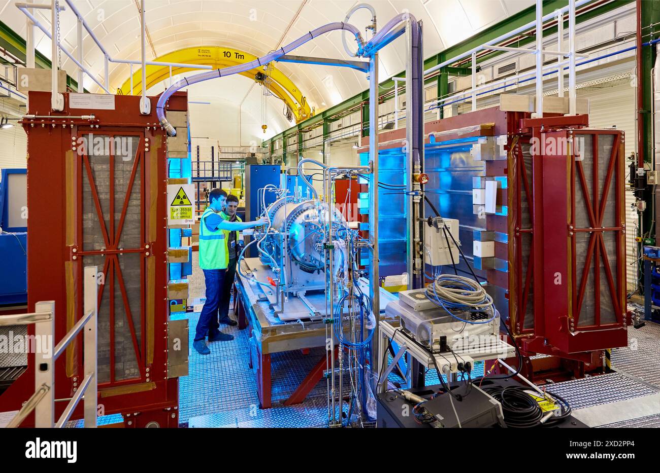 NEXT (Neutrino Experiment with a Xenon TPC) is a neutrinoless double ...