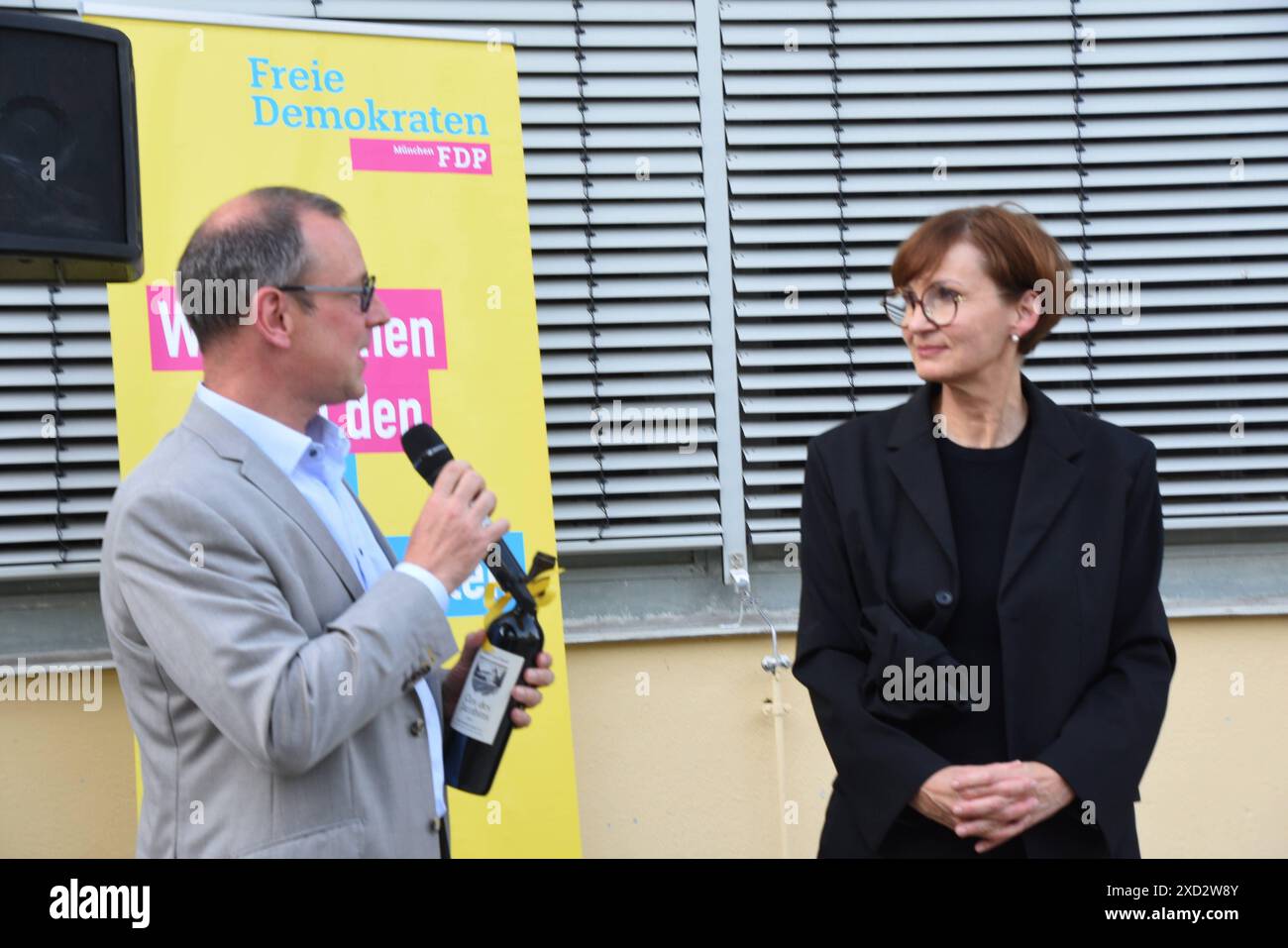 Dr Michael Ruoff FDP Stadtvorsitzender Bettina Stark-Watzinger MdB ...