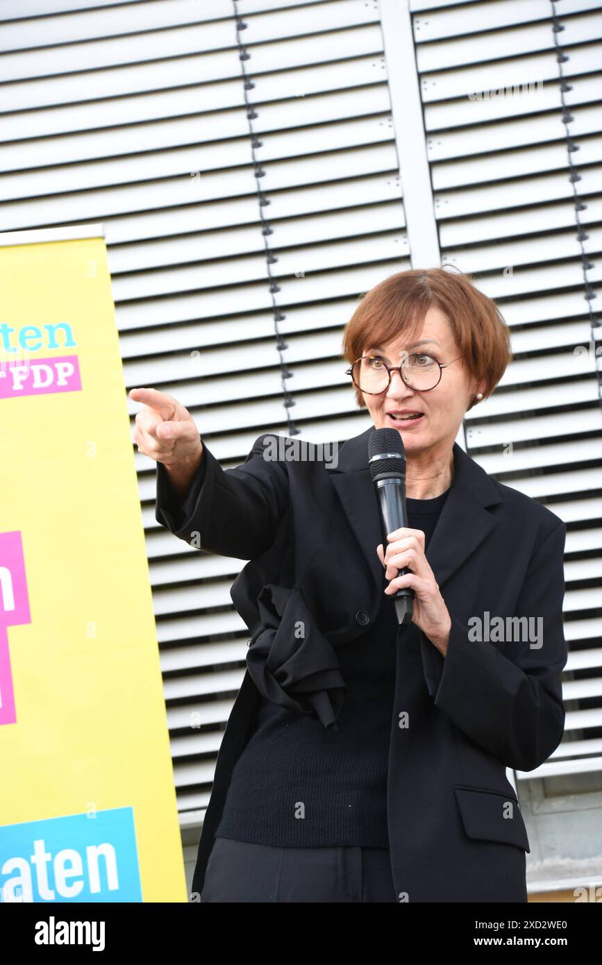 Bettina Stark-Watzinger MdB Stellvertretenden FDP Vorsitzenden und Bundesministerin fuer Bildung ...