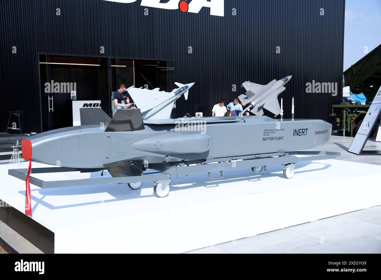 Taurus KEPD 350 or Target Adaptive Unitary and Dispenser Robotic ...