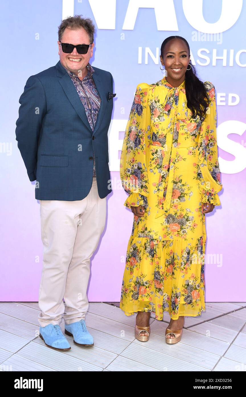 Alan Carr und Angelica Bell bei der V&A Summer Party 2024 anläasslich ...