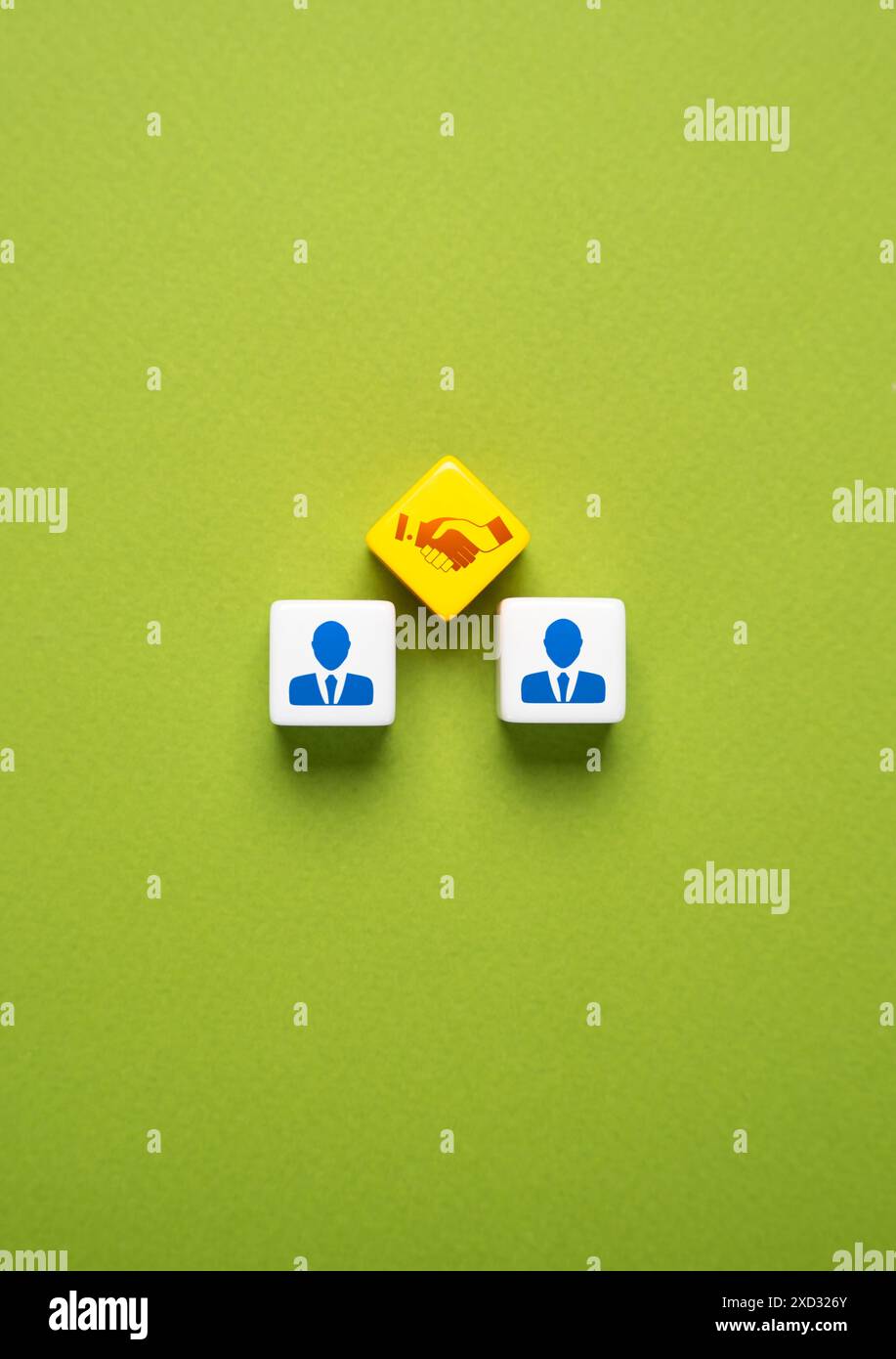 Dialogue reach agreement hi-res stock photography and images - Alamy