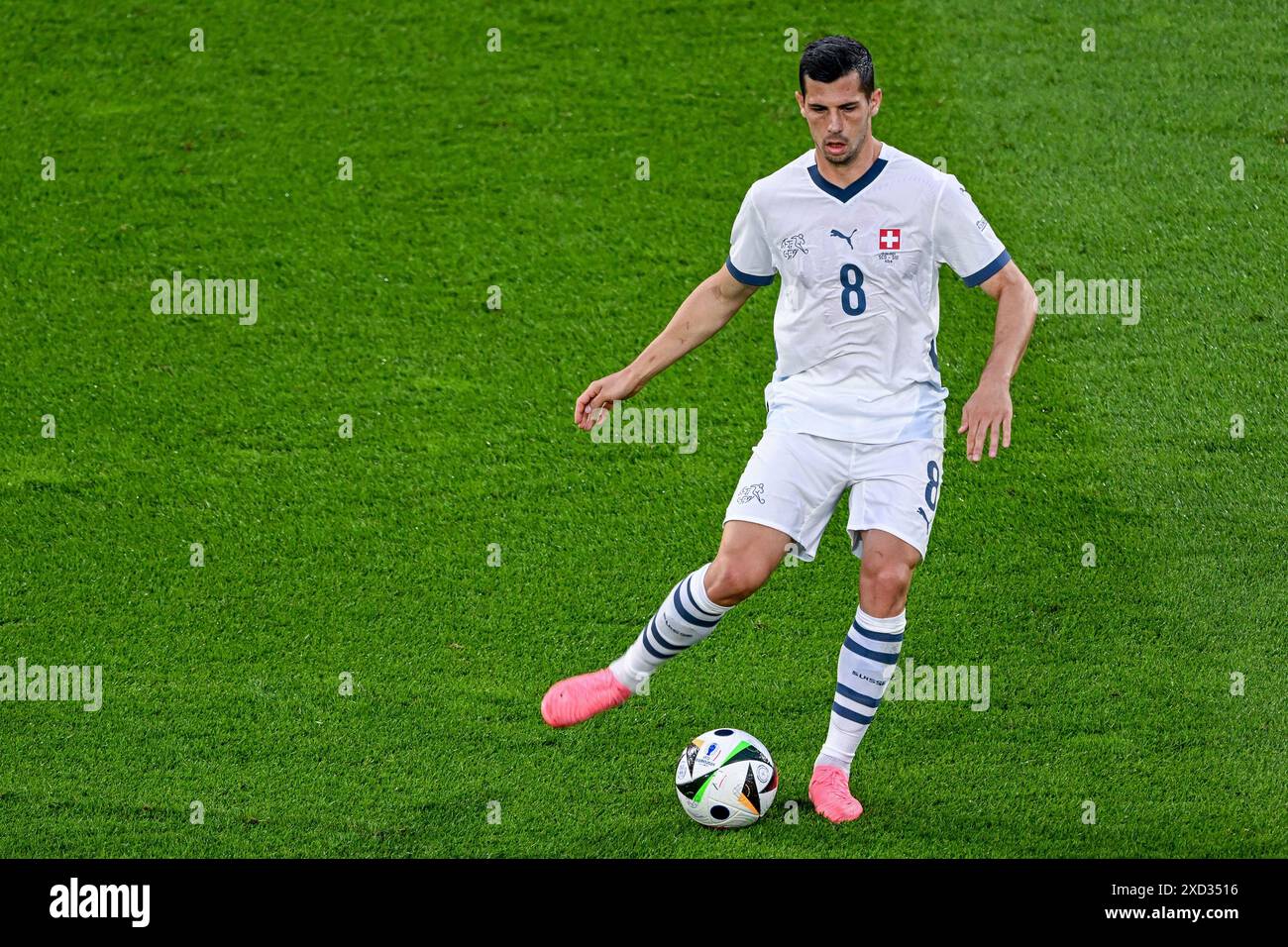 Cologne, Germany. 19th June, 2024. Remo Freuler (8) of Switzerland ...
