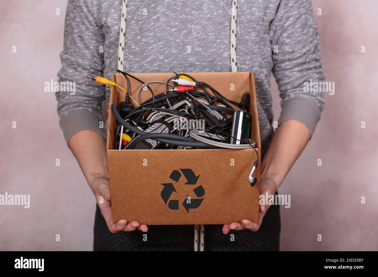 Female hands electronic waste hi-res stock photography and images - Alamy