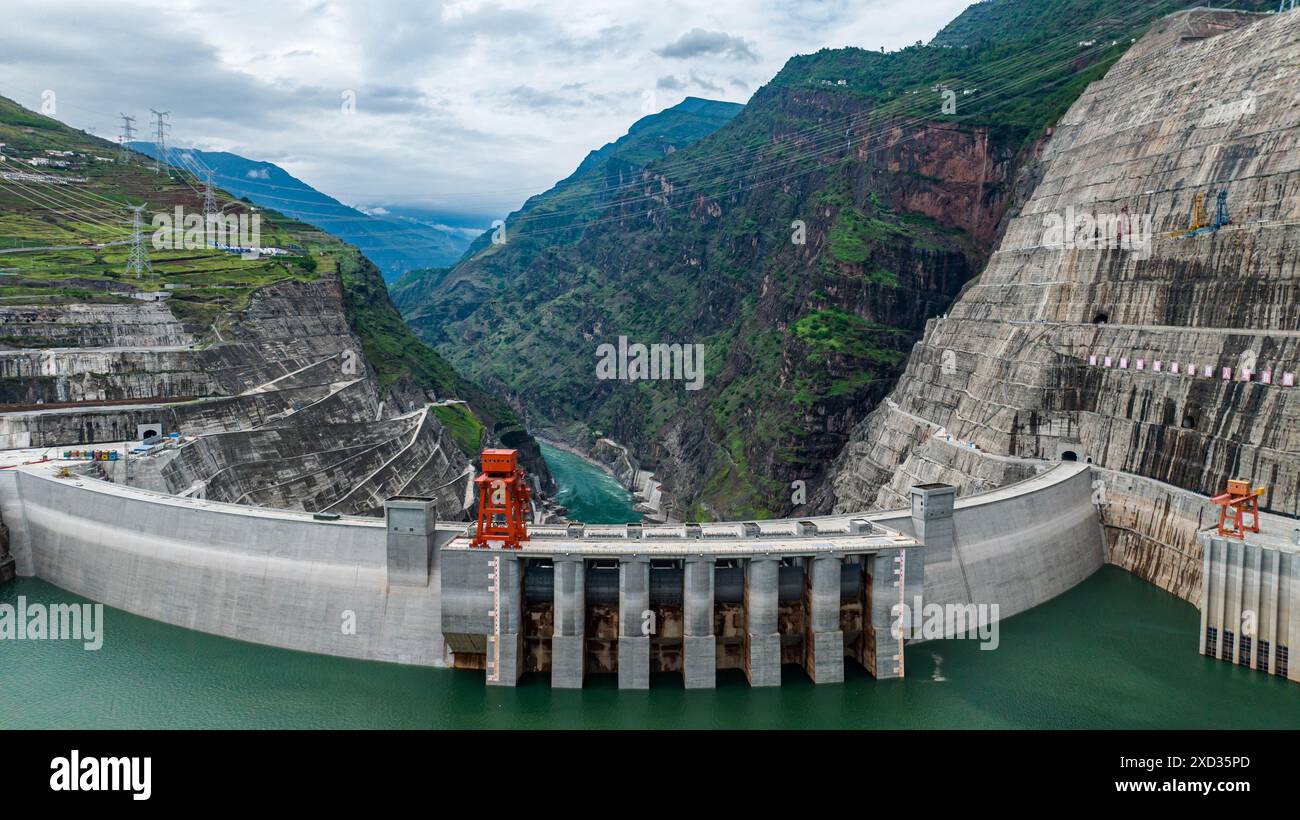 China baihetan dam hi-res stock photography and images - Alamy