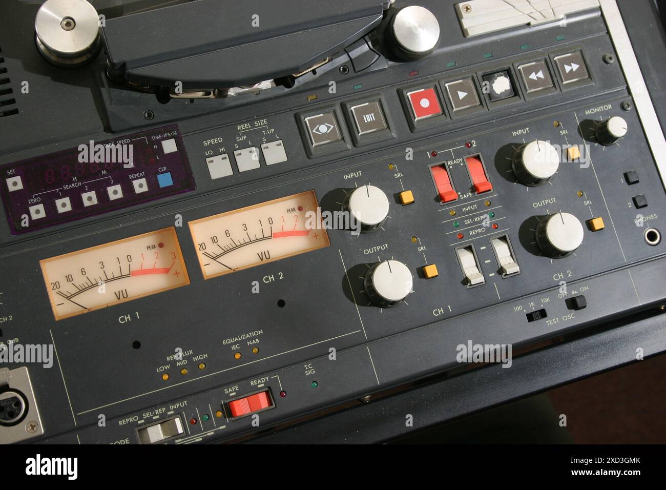 Otari professional Tape Recorder detail Stock Photo - Alamy