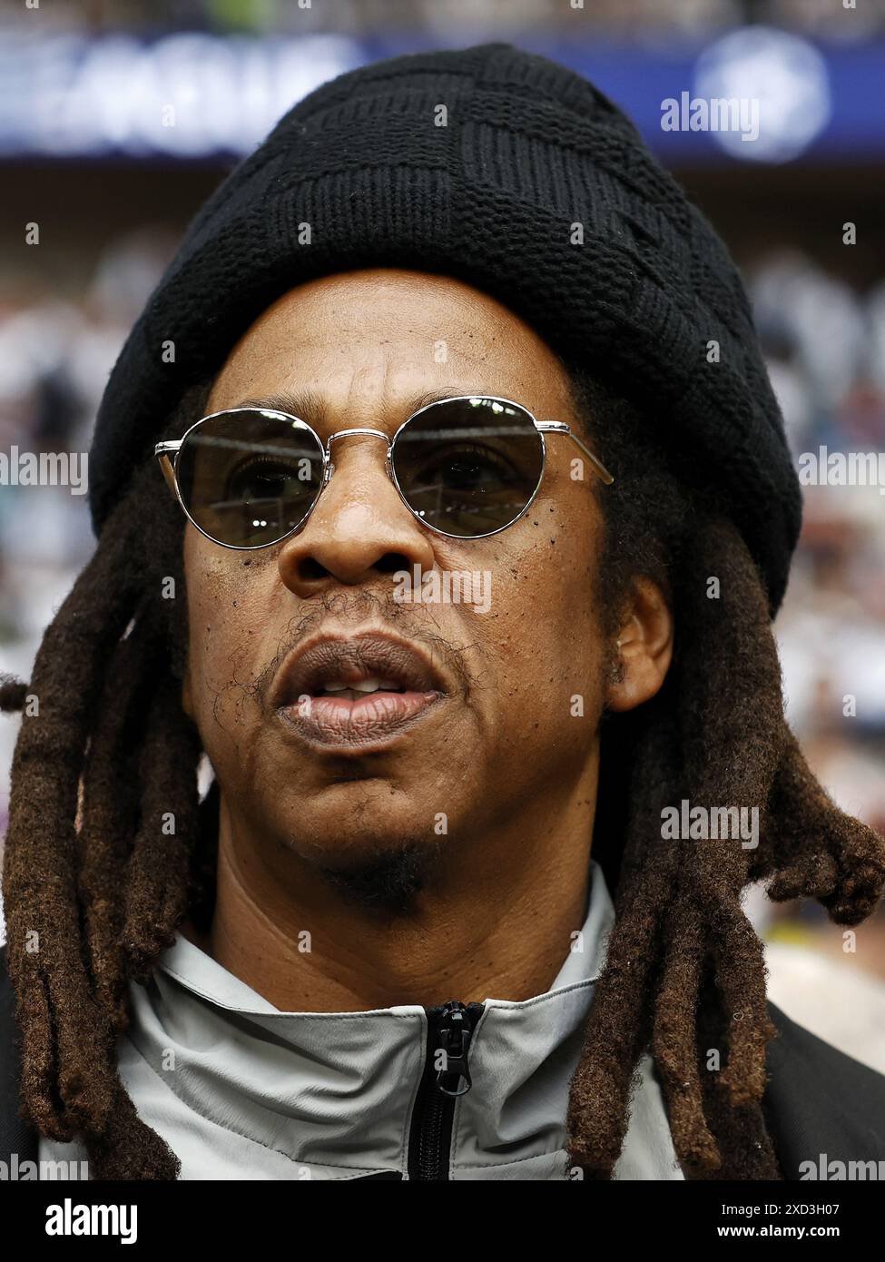 LONDON - American rapper and music producer Jay-Z prior to the UEFA ...