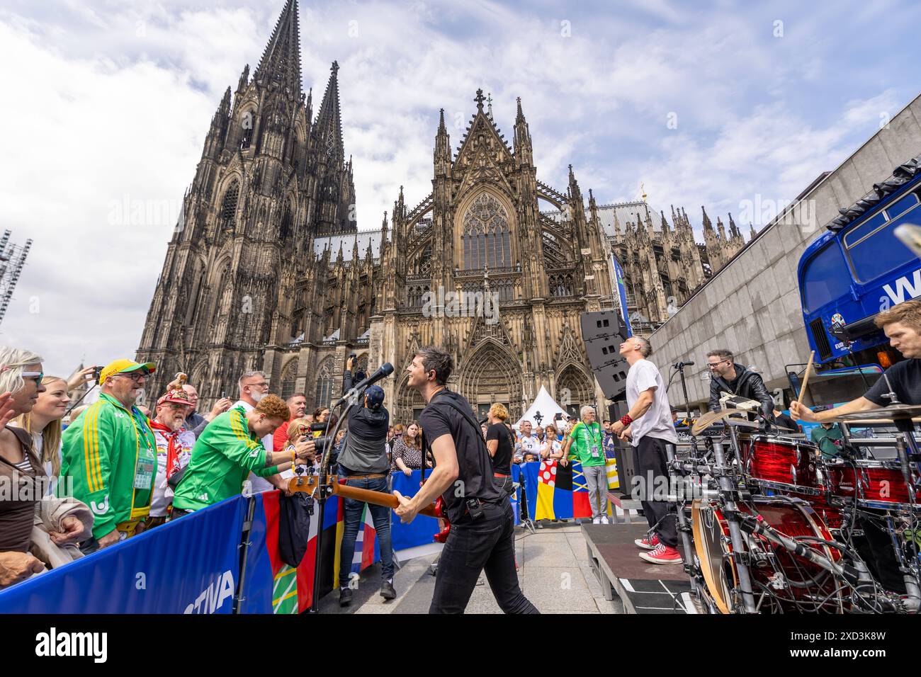 UEFA EURO 2024 - Musik und Fans am Matchday Schottland - Schweiz in ...