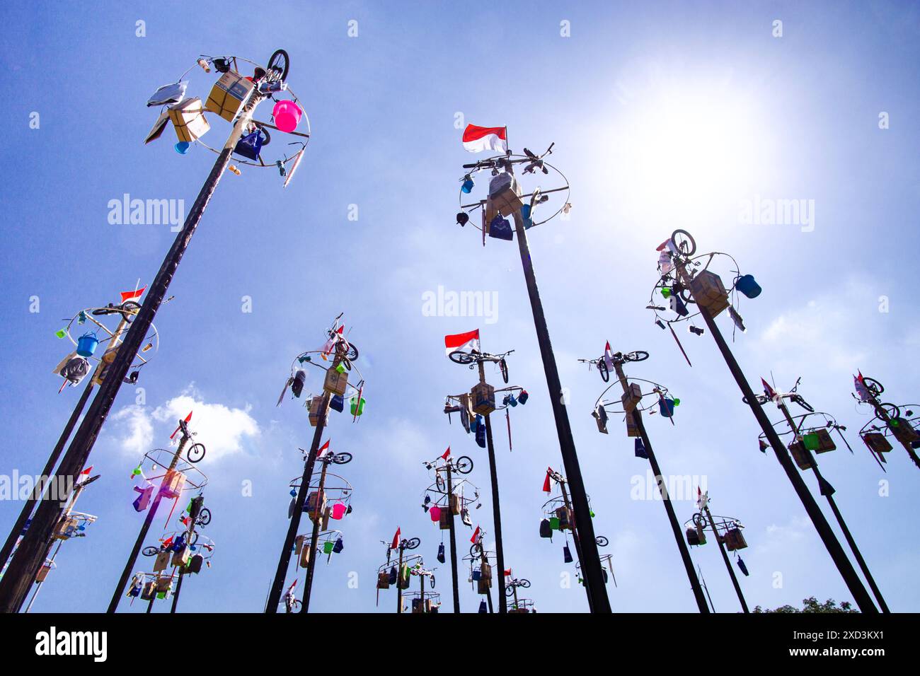 Climbing the greasy pole hi-res stock photography and images - Alamy