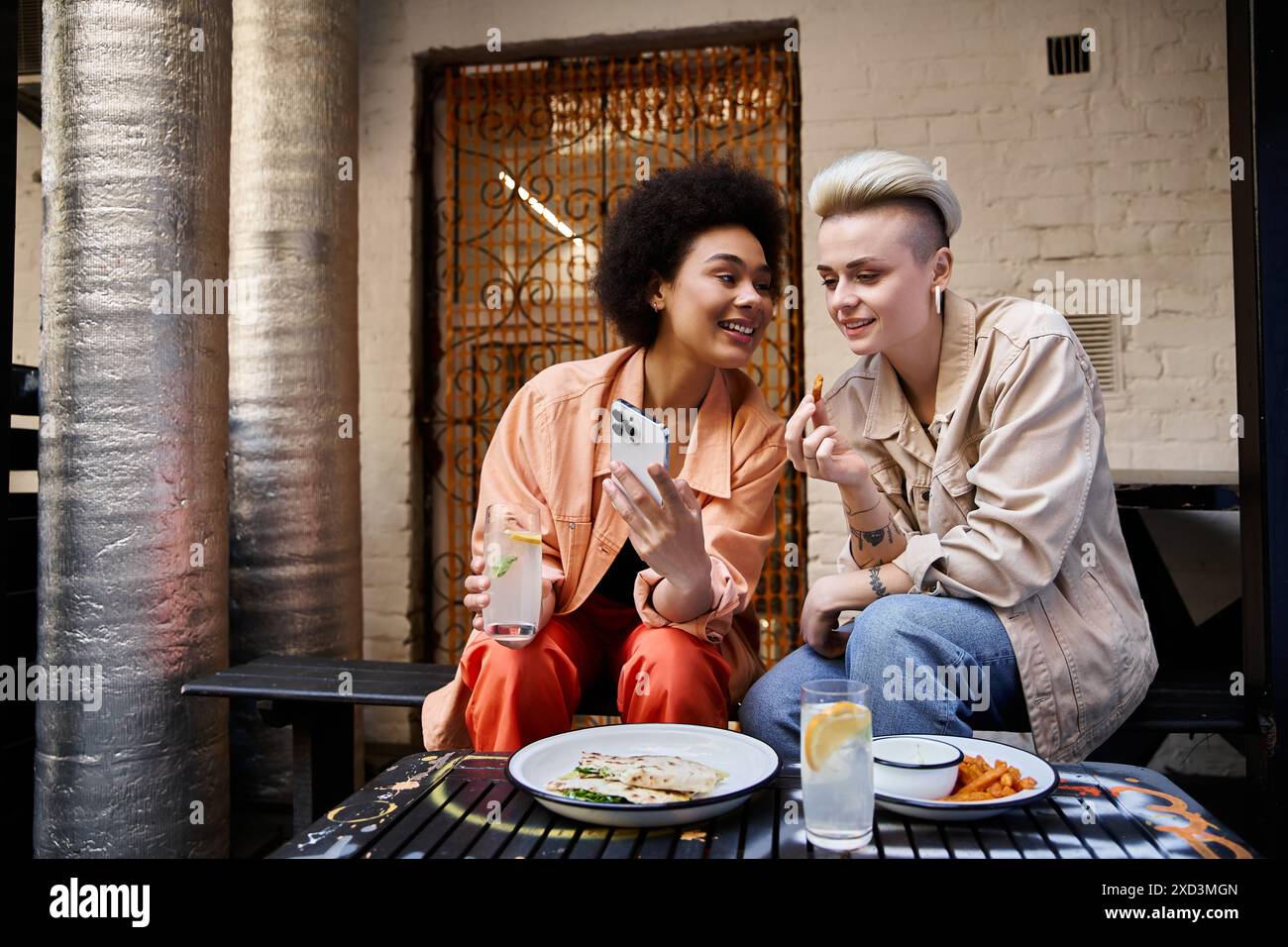 Sharing intimate moment attractive hi-res stock photography and images - Alamy