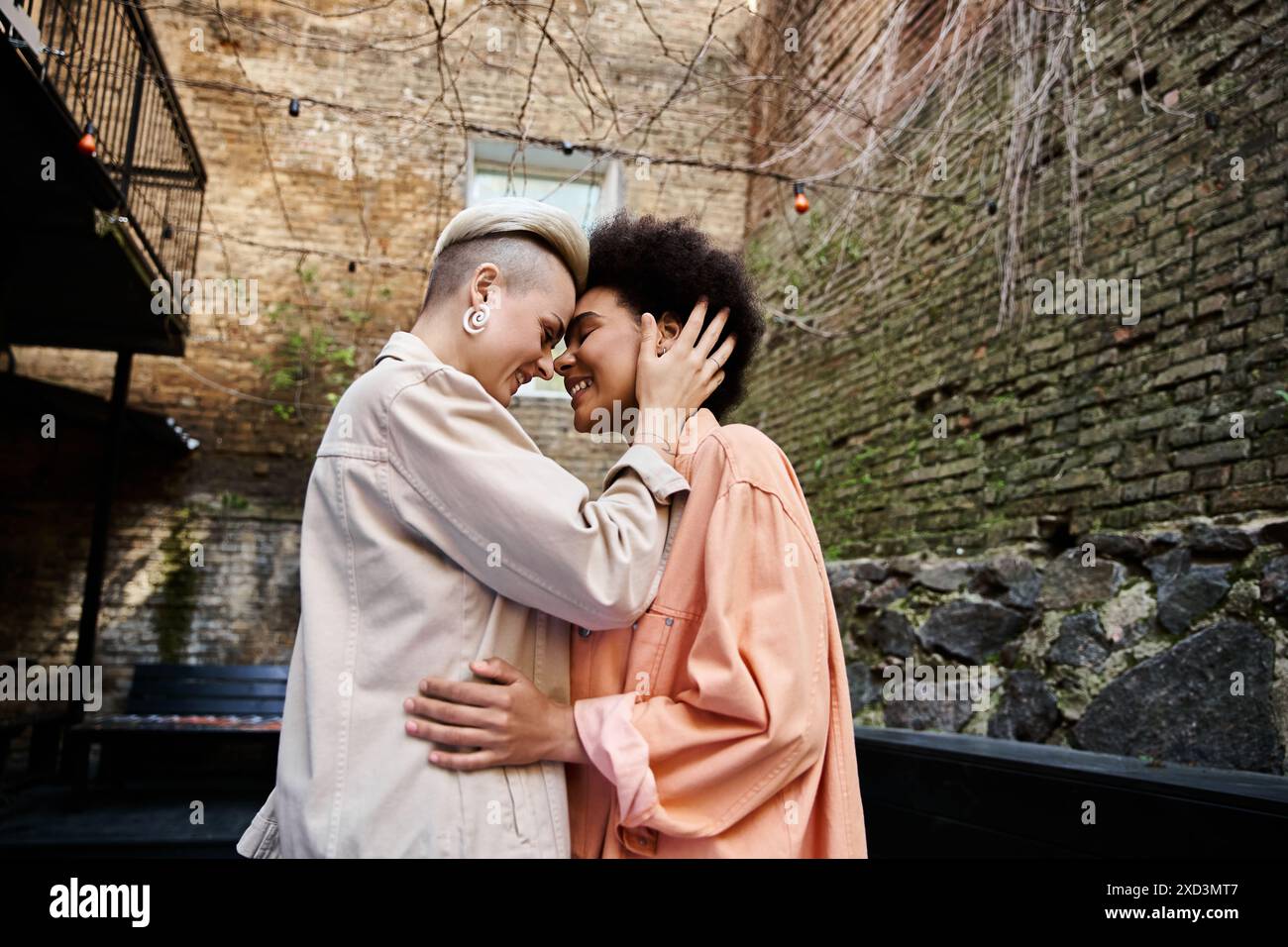 Romantic lesbians hi-res stock photography and images - Alamy