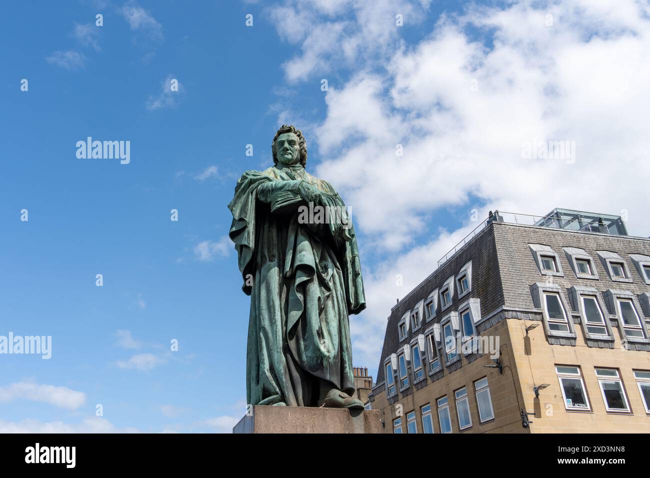Dr thomas chalmers statue hi-res stock photography and images - Alamy