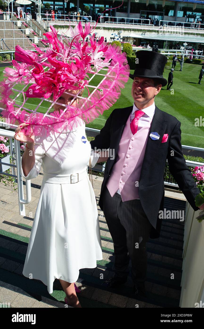 The Ascot Milliner, Viv Jenner, wears a stunning pink headpiece at ...