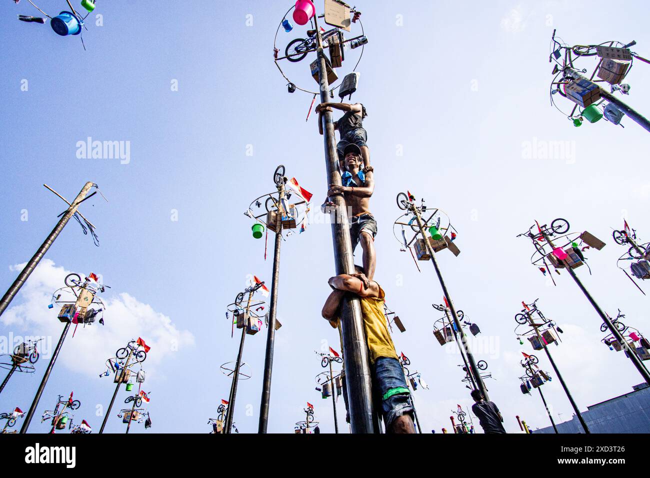 17 August 2009, Jakarta, Indonesia: Panjat Pinang or Greasy Pole ...