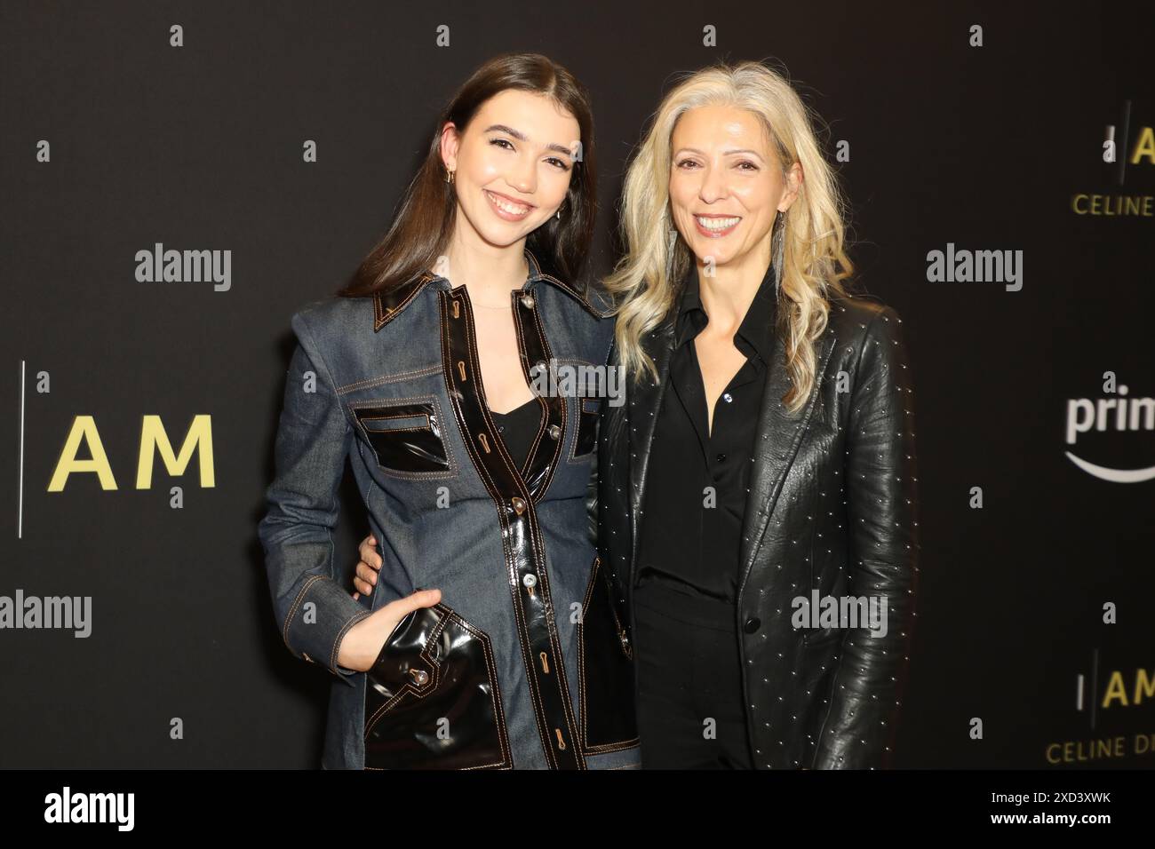 The wiggles attend hi-res stock photography and images - Alamy