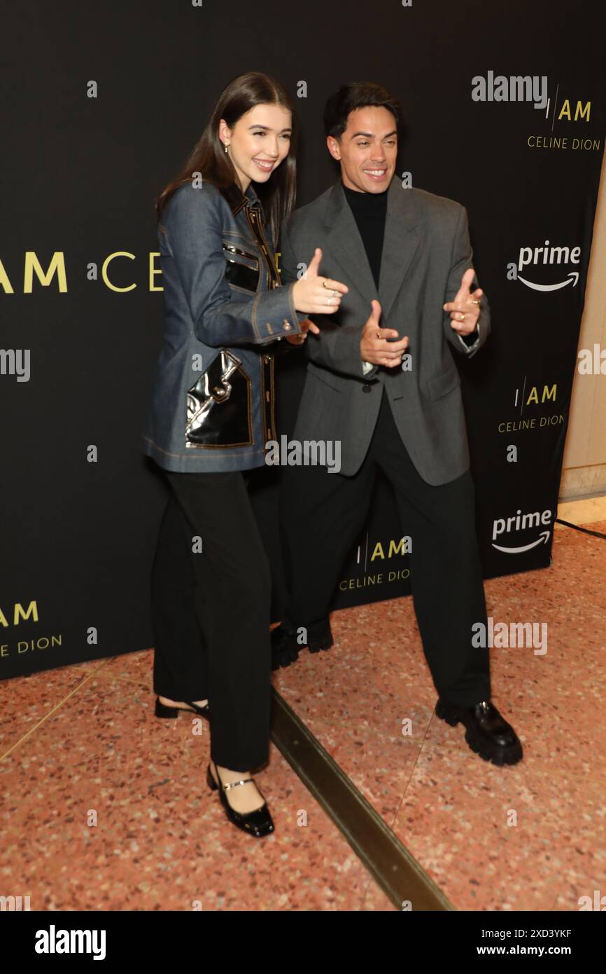 The wiggles attend hi-res stock photography and images - Alamy