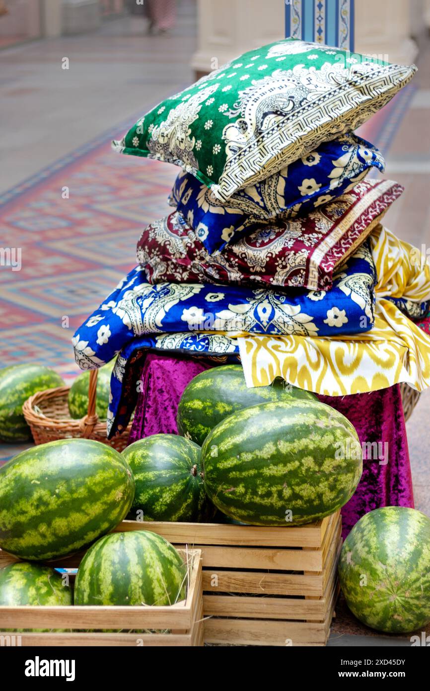 Watermelons in boxes hi-res stock photography and images - Alamy