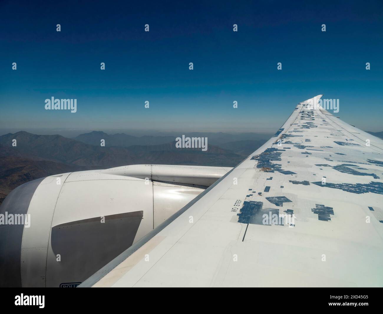 Flight safety, aircraft wing repaired with adhesive tape, Dreamliner ...