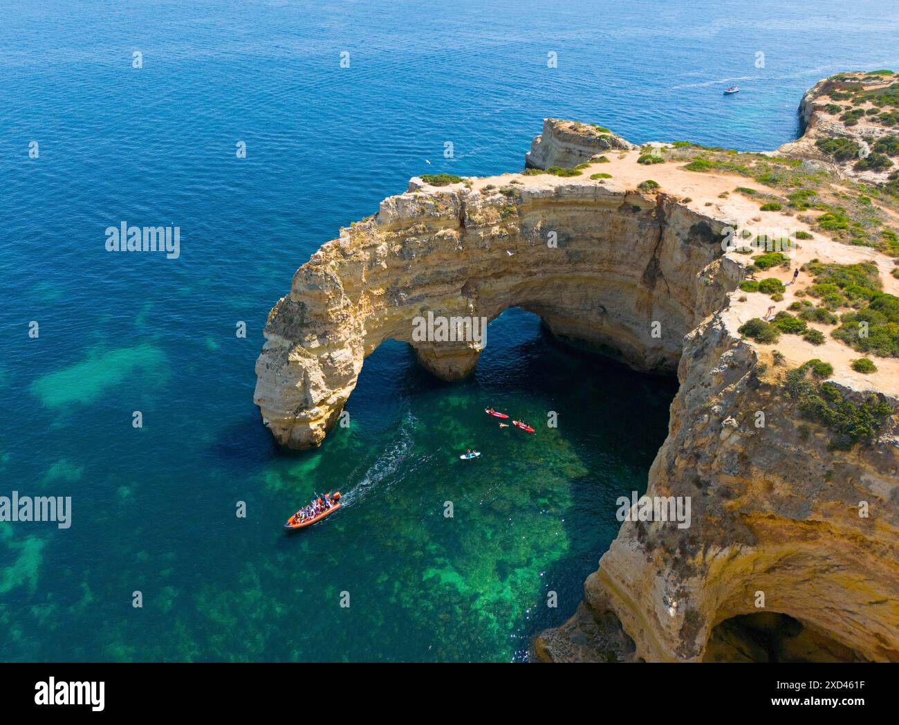 Bow formation hi-res stock photography and images - Alamy