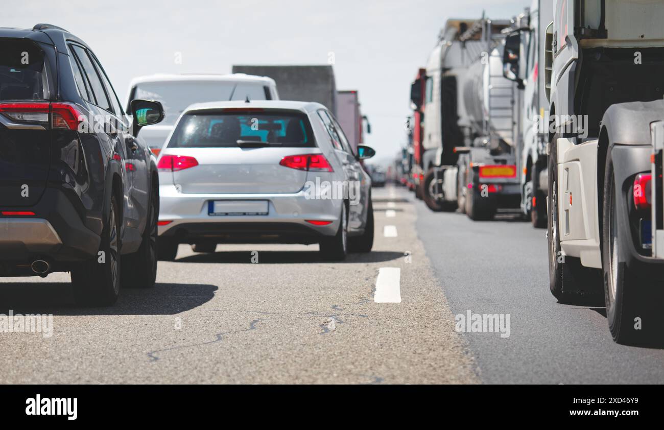 Congestion traffic jam hi-res stock photography and images - Alamy
