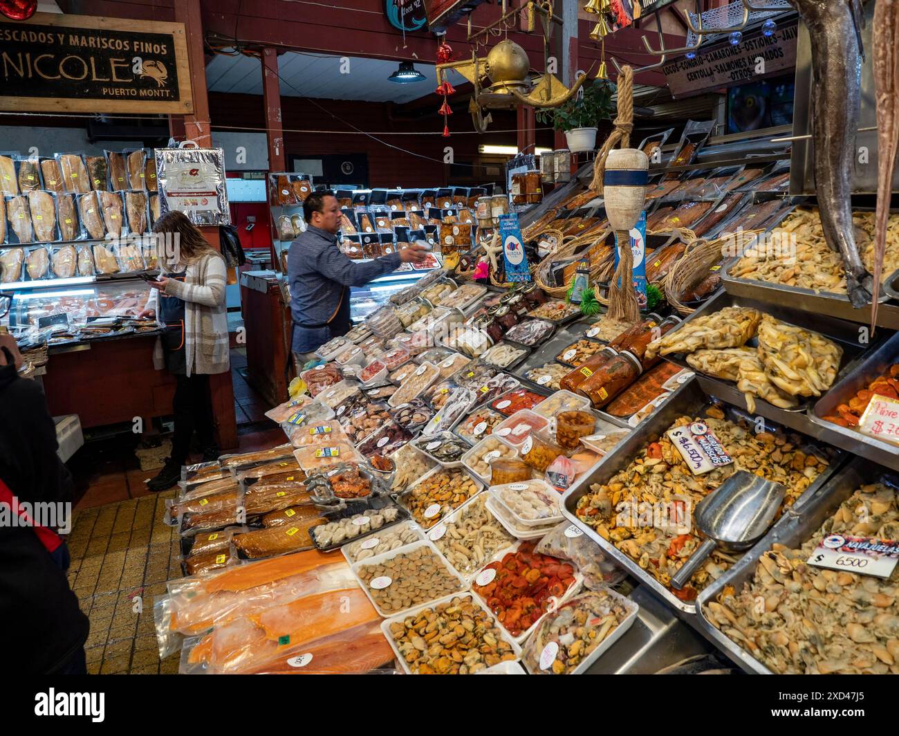 Fish market, Mercado Angelmo, Puerto Montt, Chile Stock Photo - Alamy
