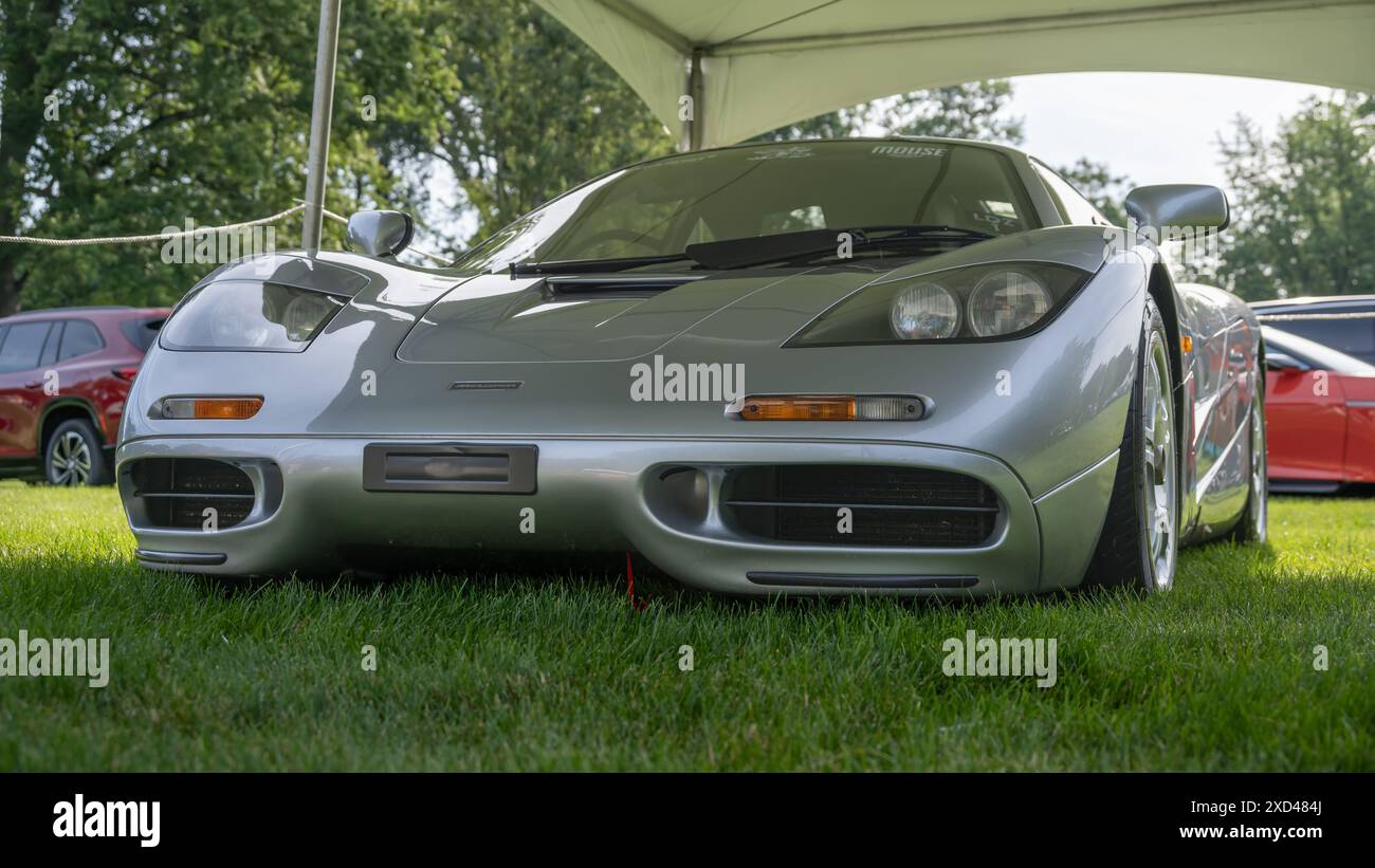 GROSSE POINTE SHORES, MI/USA - JUNE 16, 2024: A 1992 McLaren F1 car ...