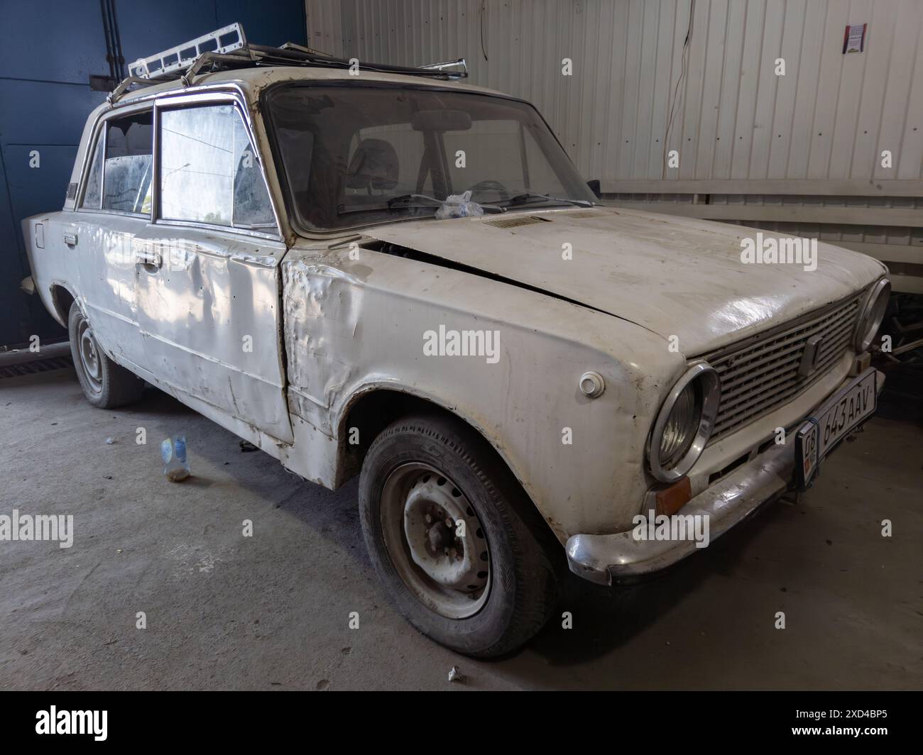 Soviet garage hi-res stock photography and images - Alamy
