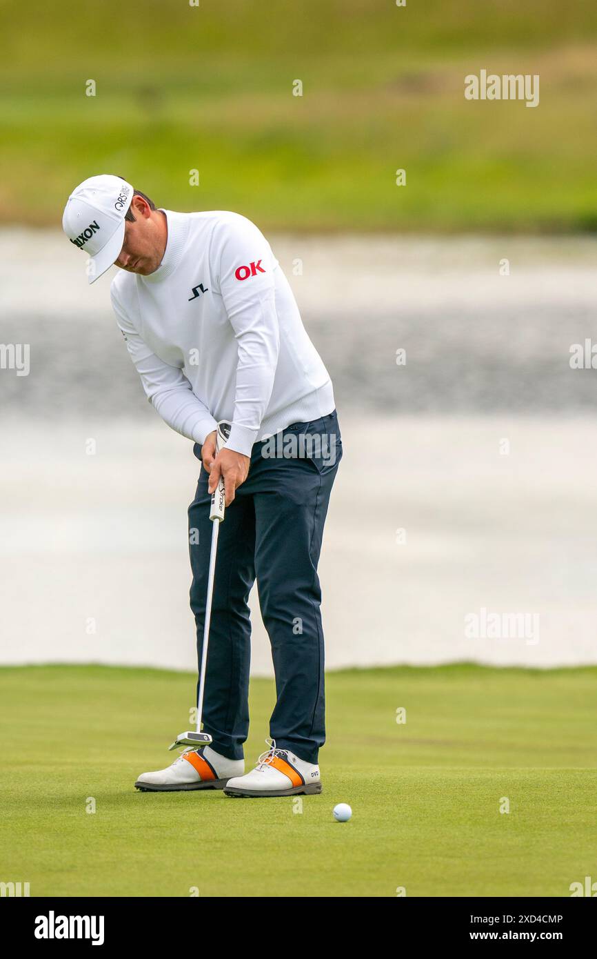AMSTERDAM, THE NETHERLANDS - JUNE 19: Darius van Driel of The ...