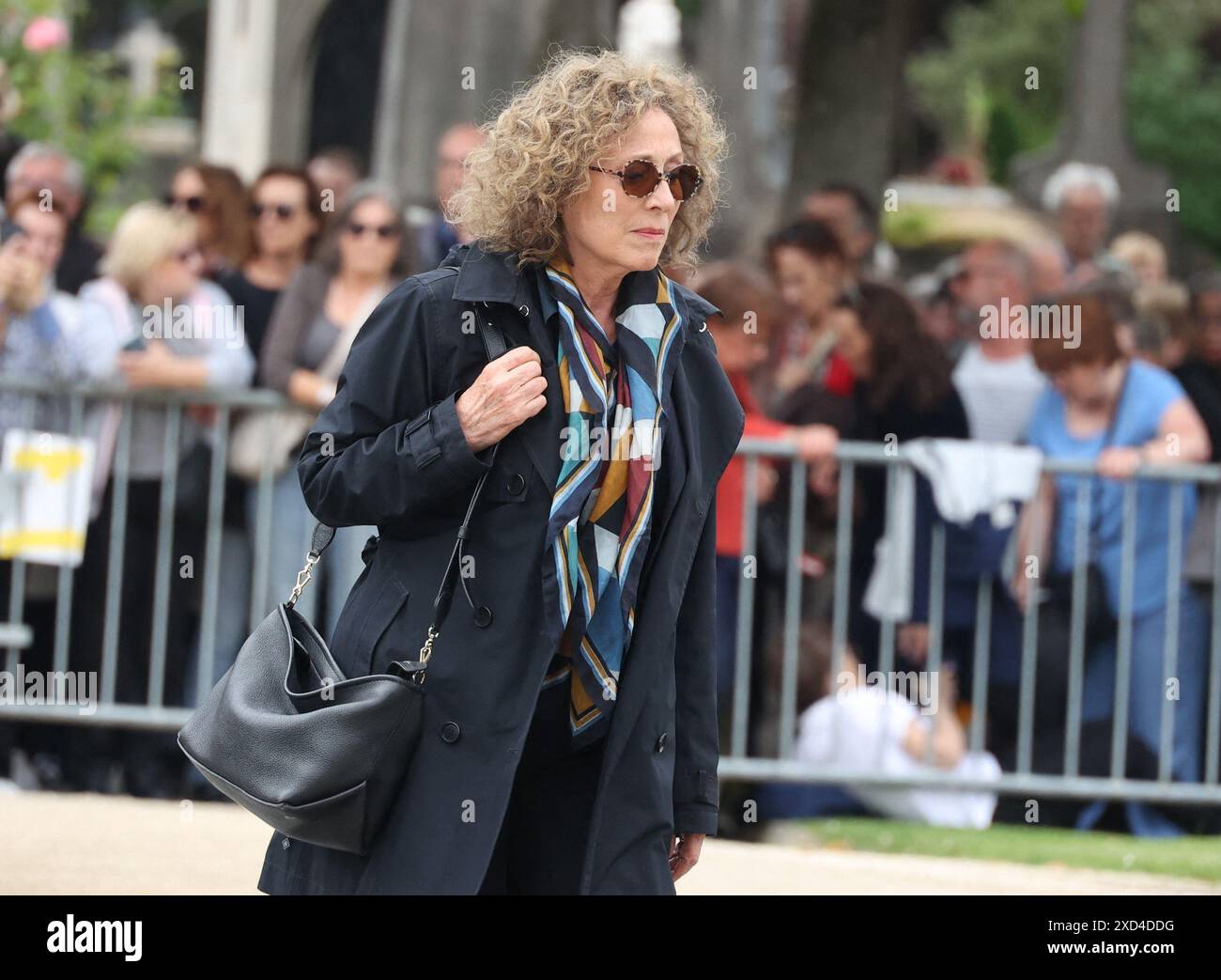 Paris, France. 20th June, 2024. Mireille Dumas arriving to the funeral ...