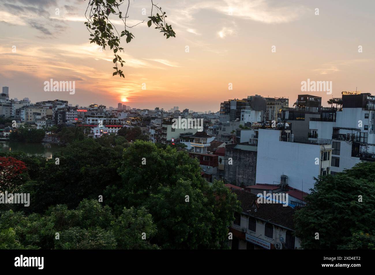 Postcard ready high resolution glorious sunset high angle view of ...