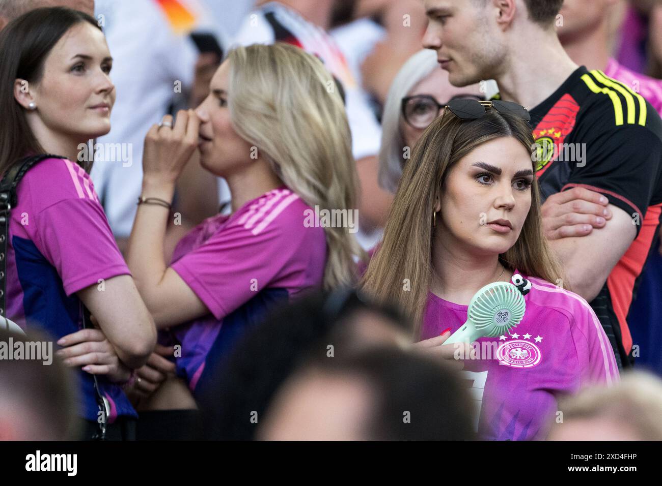 Alicia Andrich (Frau von Robert Andrich), GER, Germany (GER) vs. Ungarn (HUN), Fussball ...