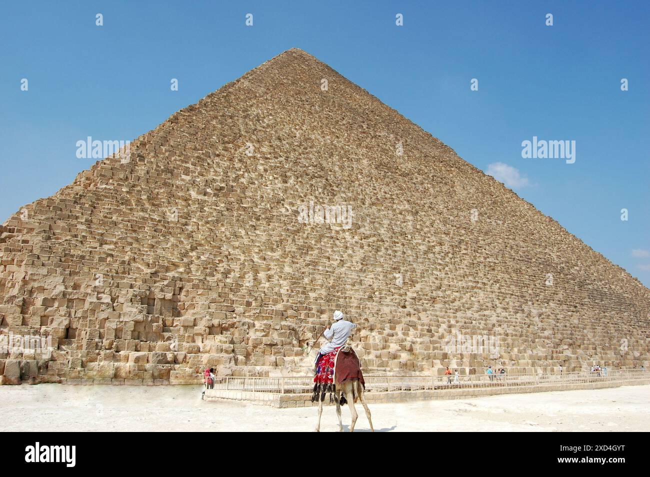 Egypte, Le Caire, la pyramide de Khéops a été construite il y a plus de ...