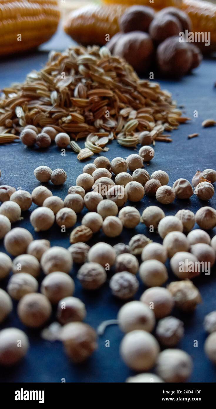 Photo of some cooking ingredients such as white pepper, pepper, nutmeg ...
