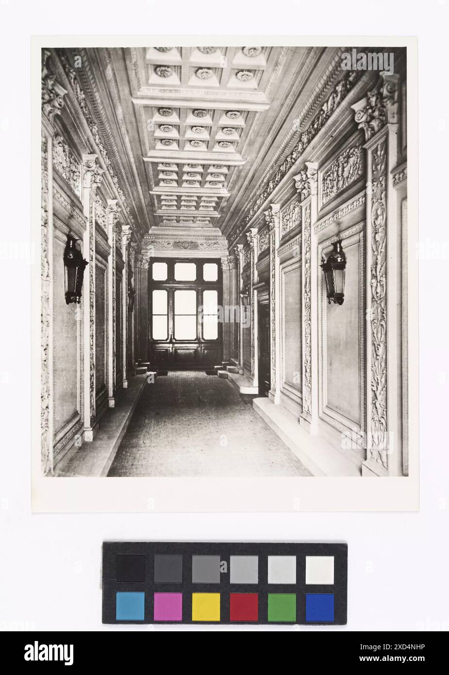 Interior vestibule entrance area hi-res stock photography and images ...