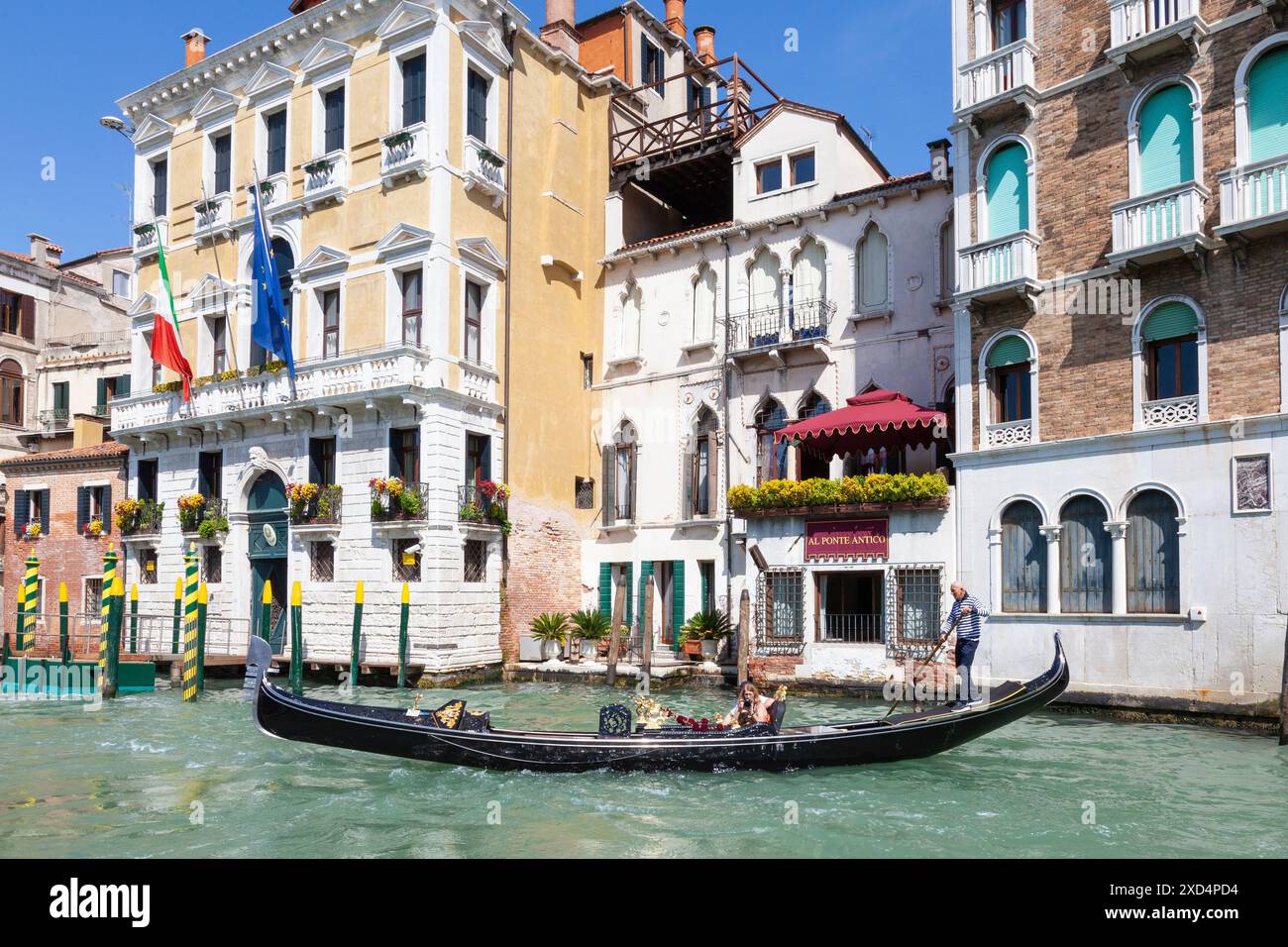 Al ponte antico hotel hi-res stock photography and images - Alamy