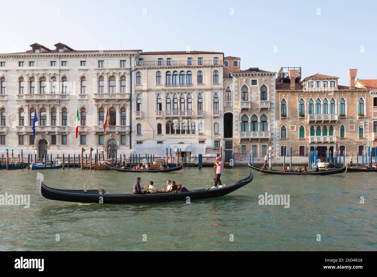 Palazzo contarini fasanvenezia hi-res stock photography and images - Alamy