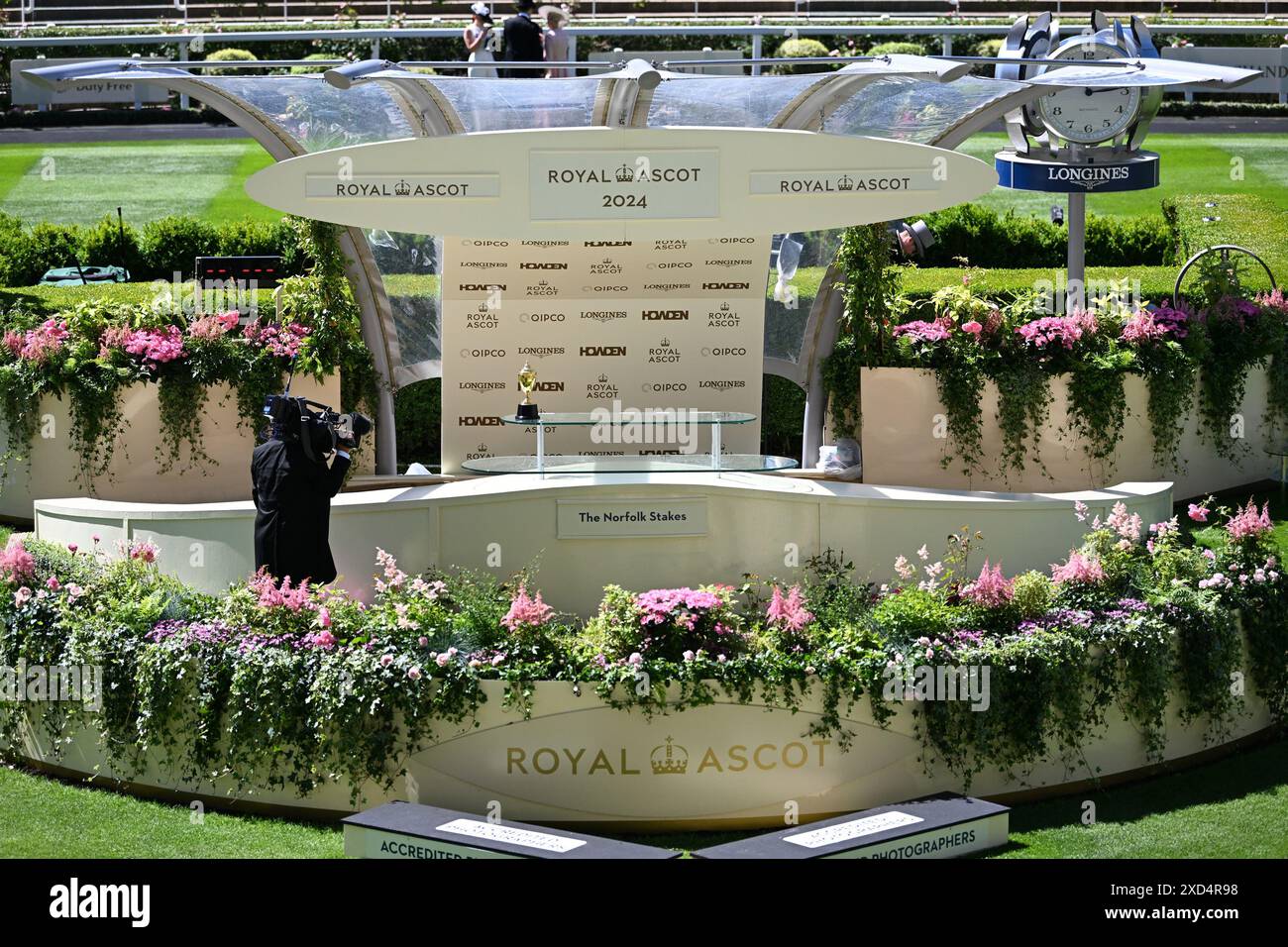 Ascot Racecourse, Berkshire, UK. 20th June, 2024. Royal Ascot Horse ...