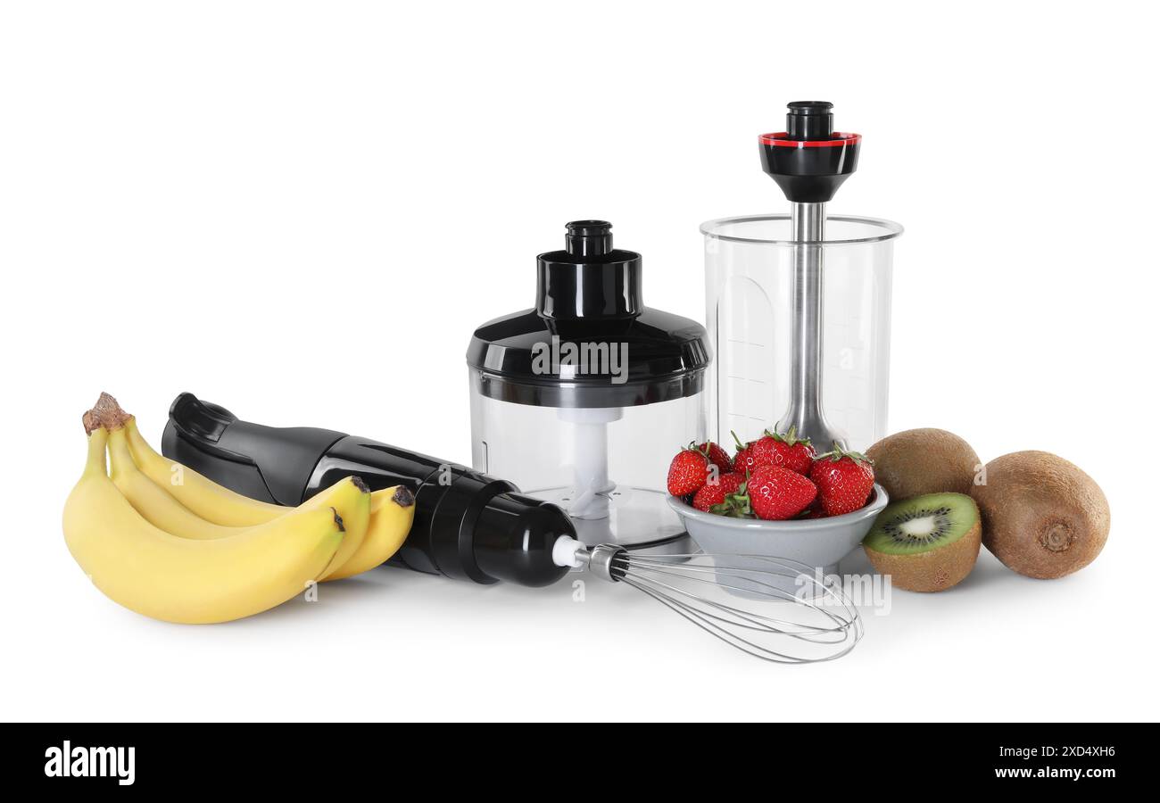 Hand blender kit, fresh fruits and strawberries isolated on white Stock ...