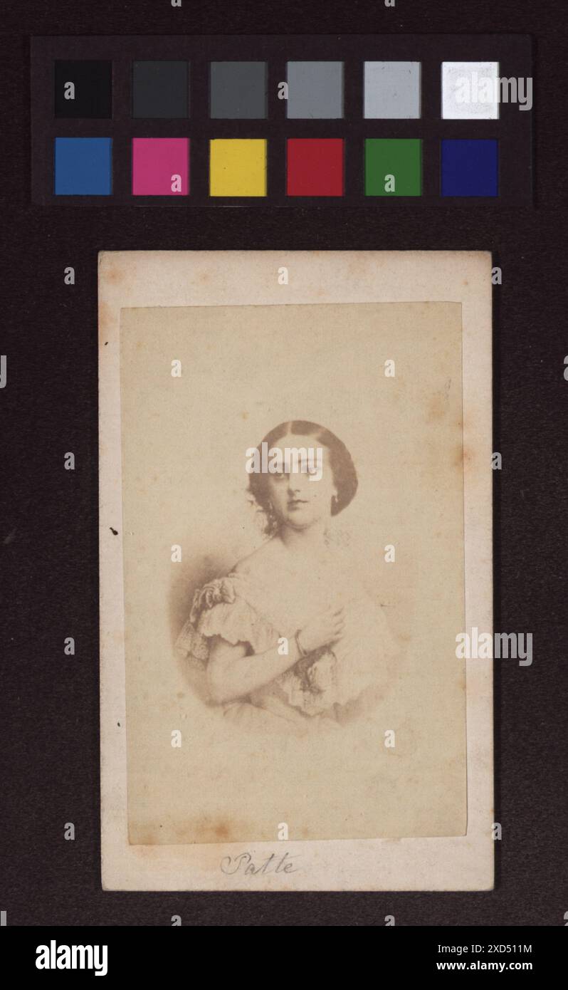 Carlotta Patti (1835-1889), Opernsängerin Unknown, Photographer Wien ...