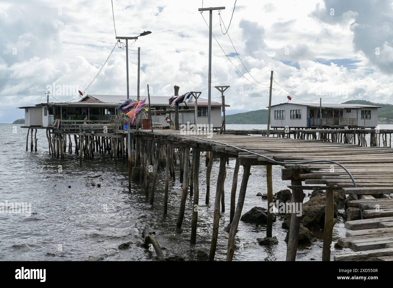 PAPUA NEW GUINEA, capital city Port Moresby, settlement Hanuabada with ...