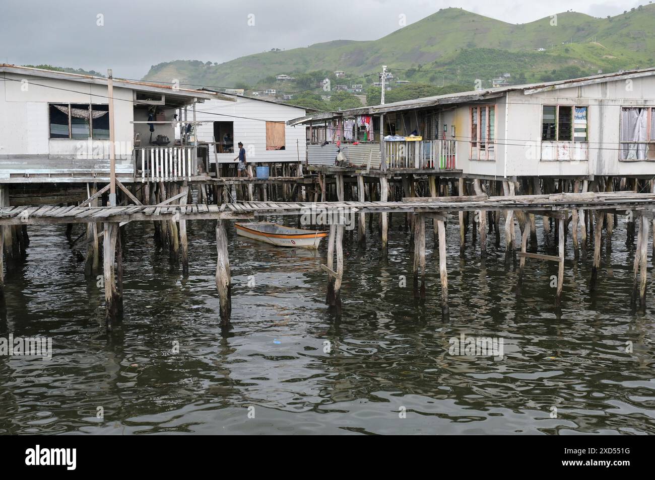 PAPUA NEW GUINEA, capital city Port Moresby, settlement Hanuabada with ...