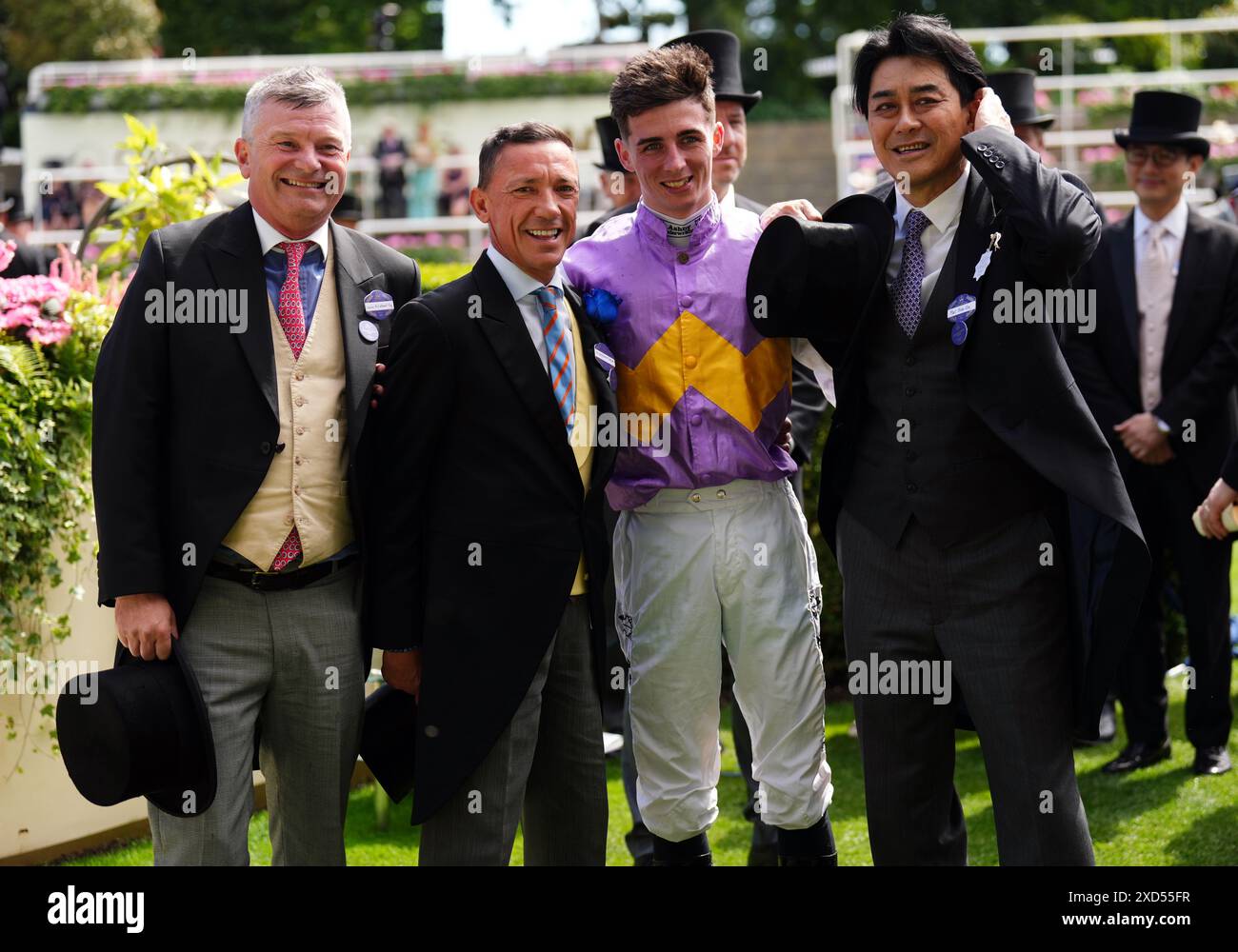 Rossa Ryan alongside Frankie Dettori, owner Marc Chan (right) and Jamie ...