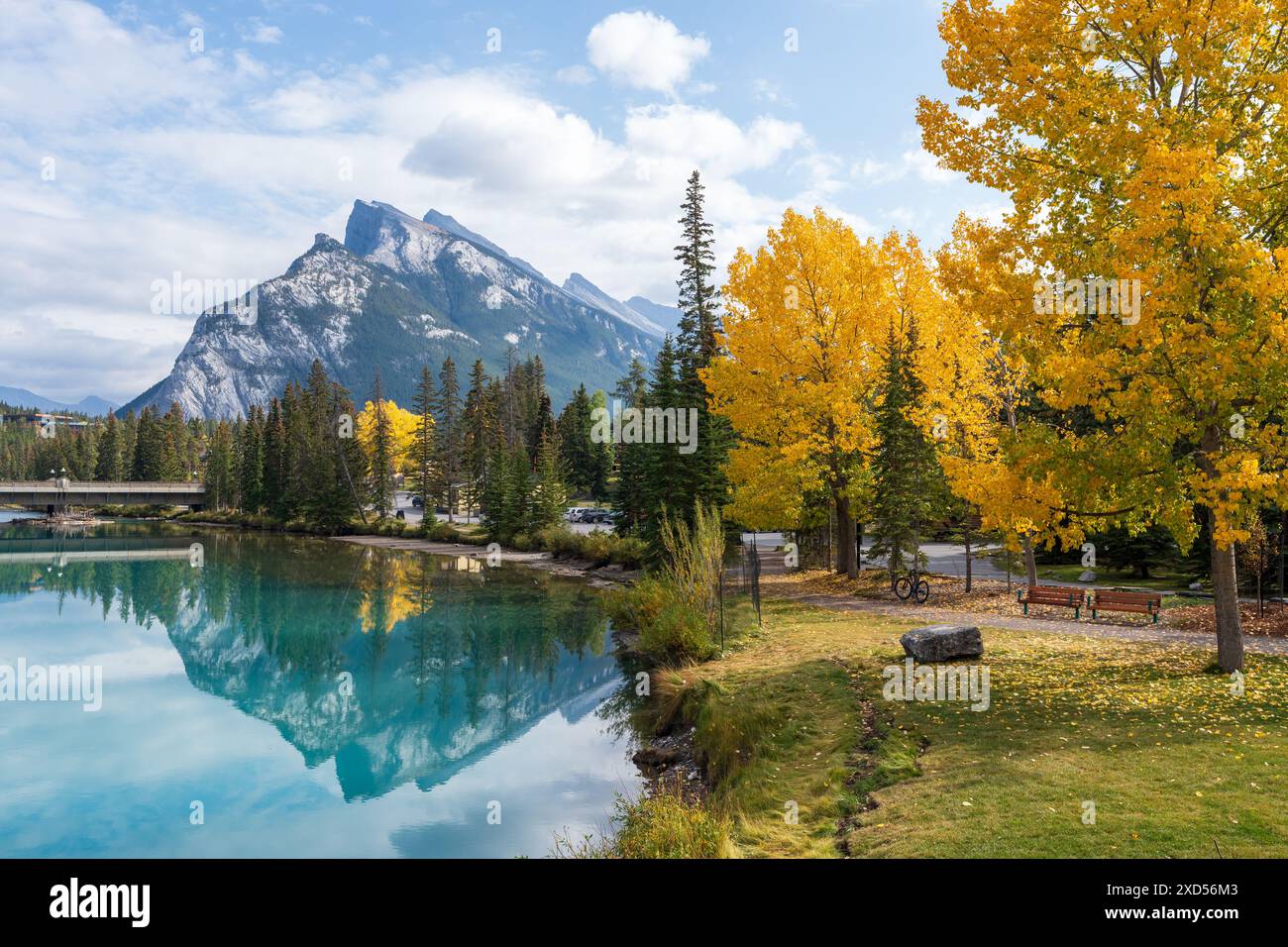 Banff Central Park Trail scenery reflected on Bow River in autumn ...