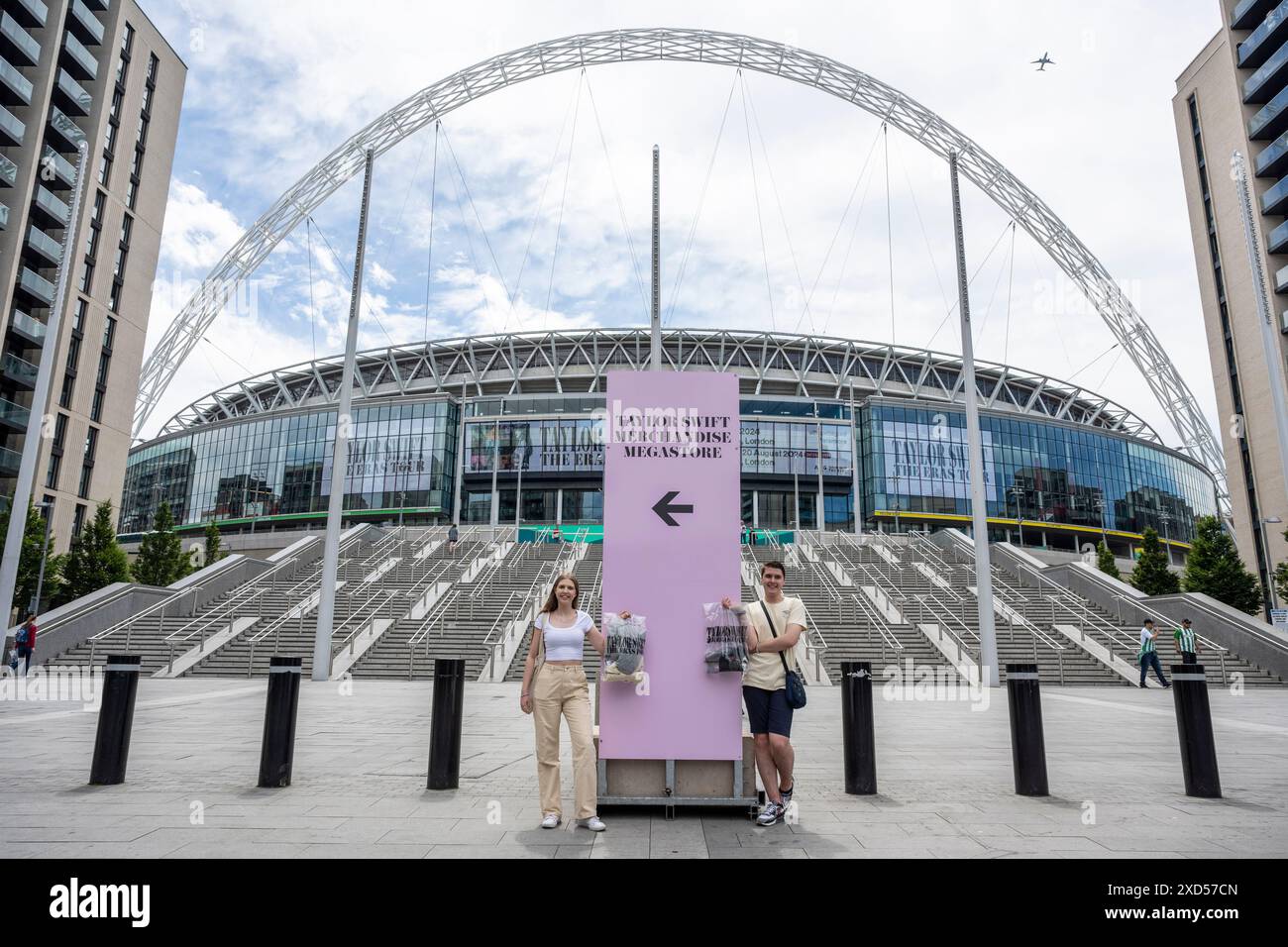 London, UK. 20 June 2024. Taylor Swift fans ('Swifties') outside ...